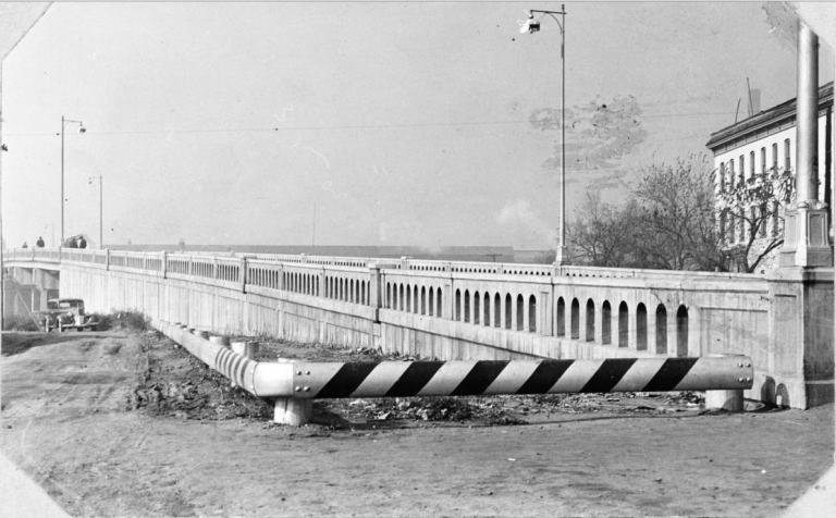 8th Avenue Viaduct 1938 | AcrosstheCreek